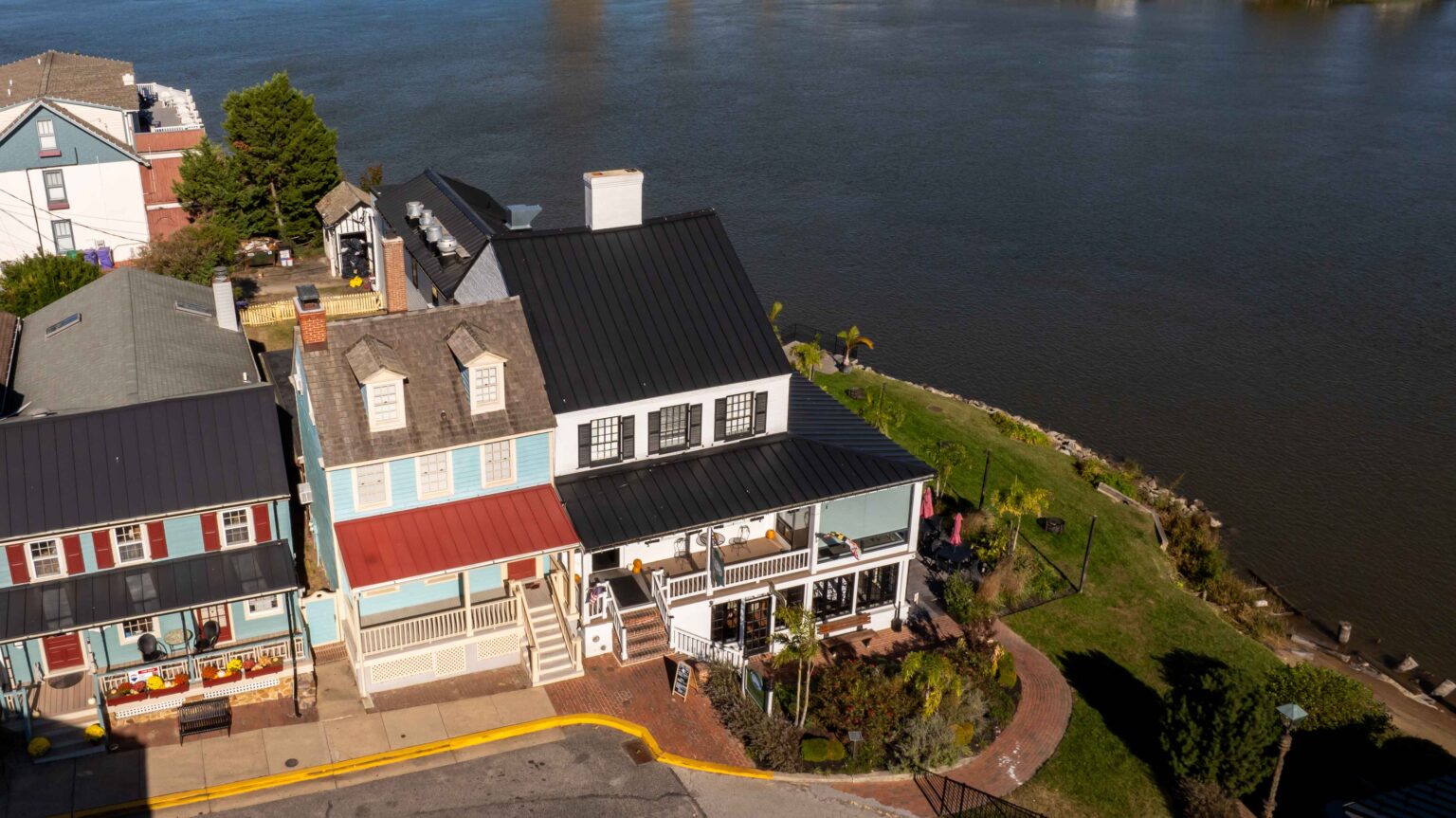 Rock Roofing | Roof Replacement & Repair | Delaware & Cecil County, MD